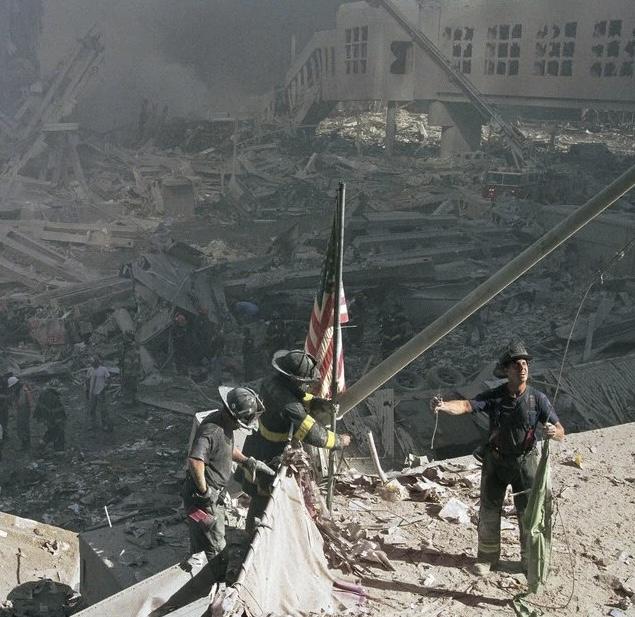 My photo of flag being raised at Ground Zero | Legiontown U.S.A.