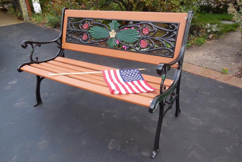 Legionnaire restores garden benches for wounded veterans | Legiontown U ...