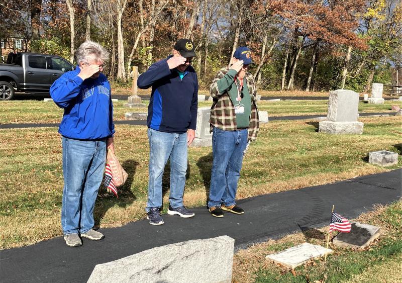 Northeast Post 630 heads up flag placement on veterans' graves ...