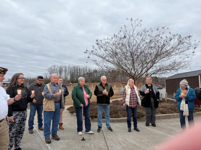 Candlelight vigil shines light on homeless veterans on winter solstice ...