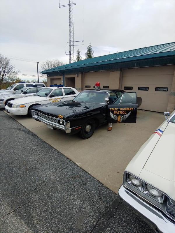 Commander given tour of building | Legiontown U.S.A.