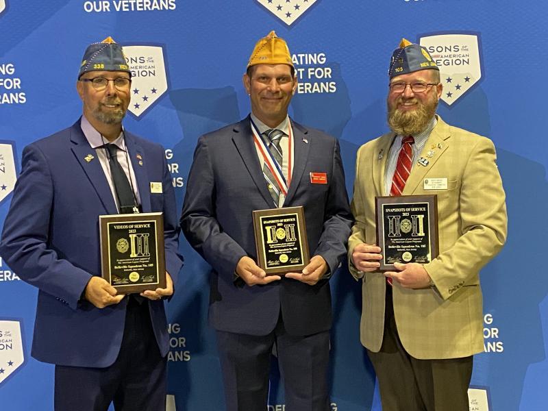 SAL Squadron 105 (Belleville, N.J.) receives "Snapshot of Service" and ...