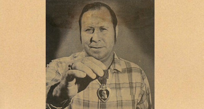 William "Bill" Bayliss receives Purple Heart for wounds on Iwo Jima ...